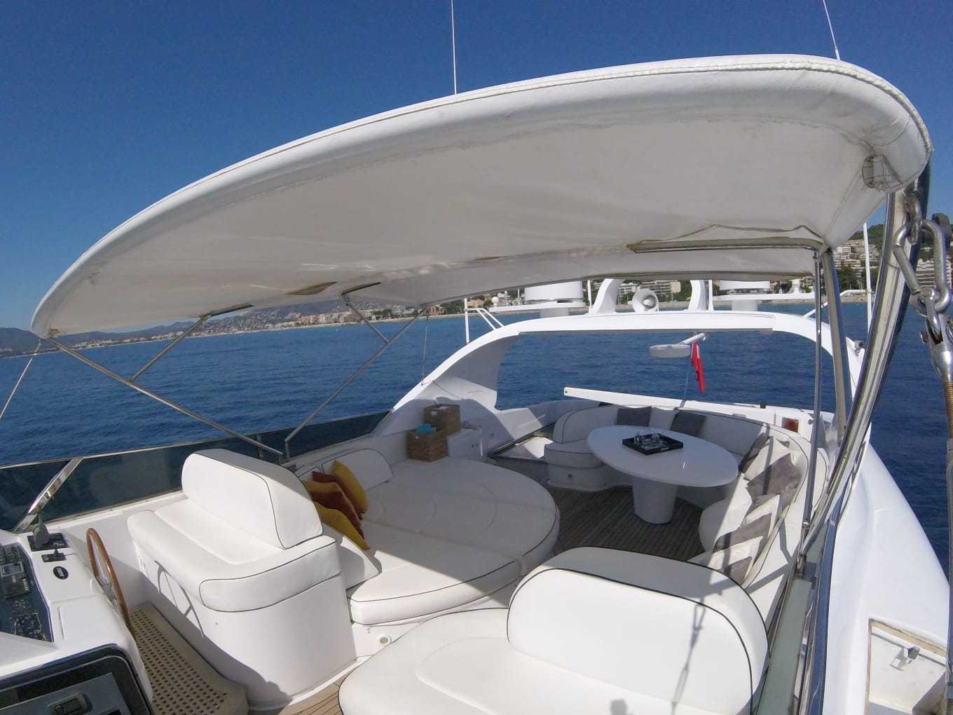 Yacht MALEX ANN , Maiora | CHARTERWORLD Luxury Superyacht Charters